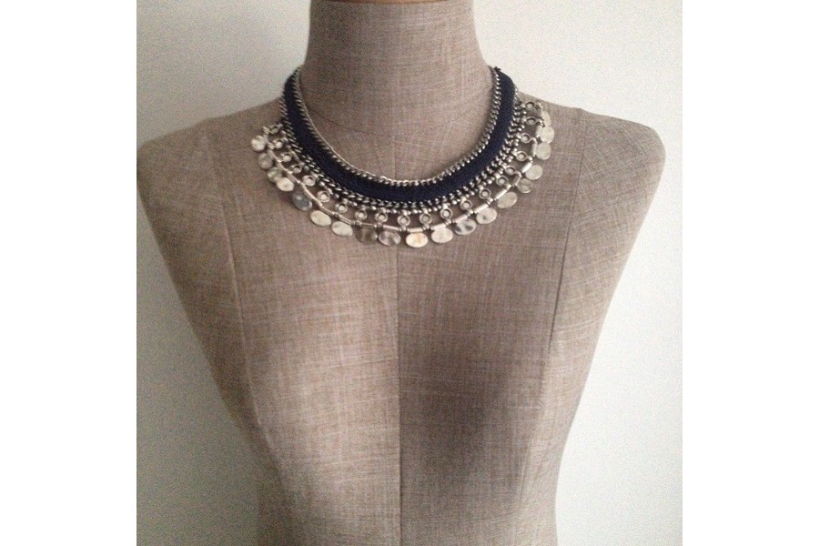 Collier ras du cou rigide argent